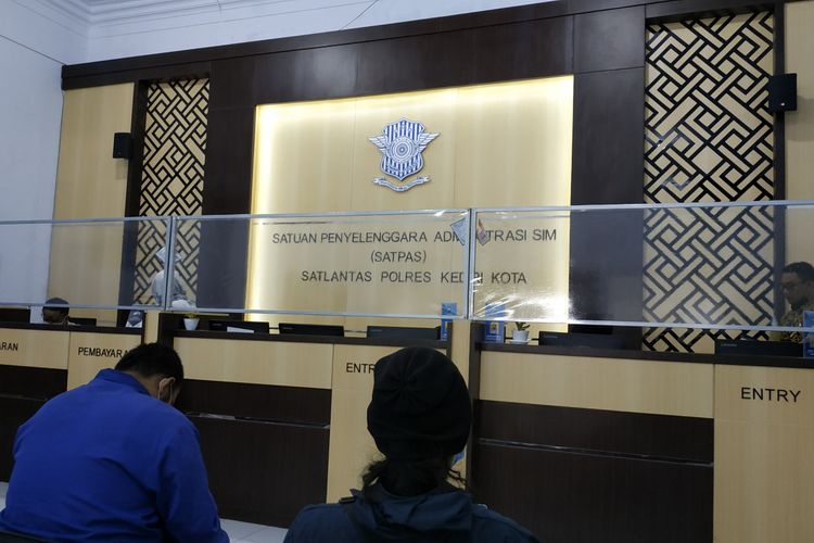 Gak Perlu Antre, Ini Cara Perpanjang SIM Online Solo