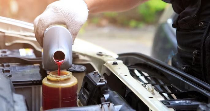 Oli Power Steering: Pengertian, Cara Kerja dan Cara Memilihnya