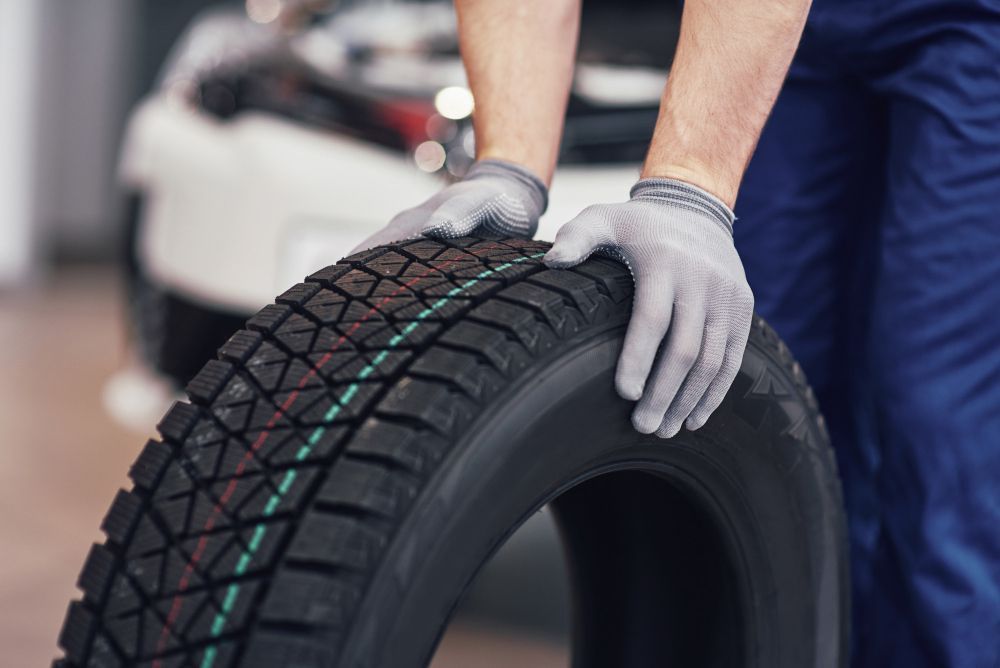 6 Tips Memilih Ban Mobil yang Tepat