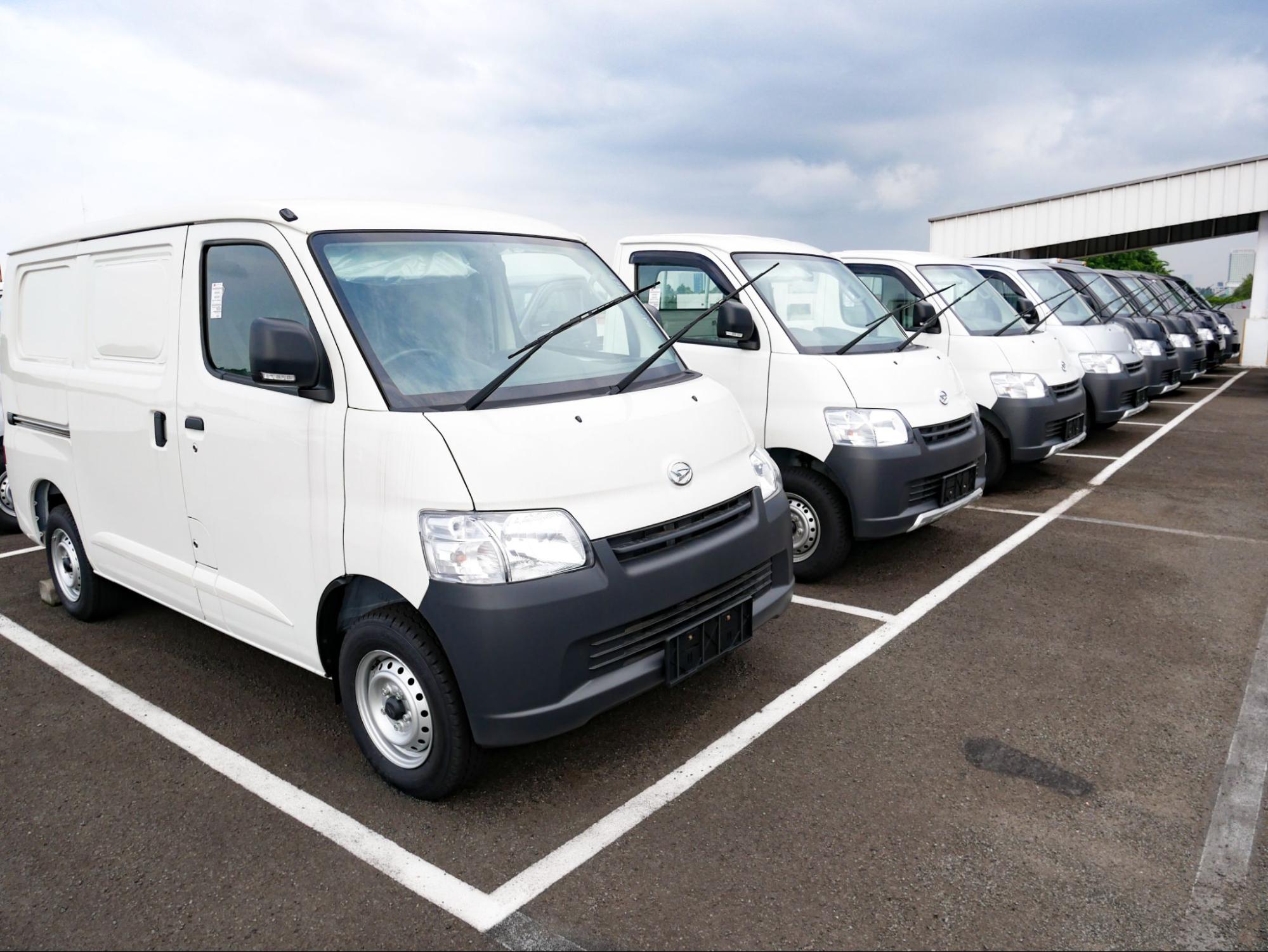 Jenis Mobil Barang Paling Cocok untuk Bisnis UMKM